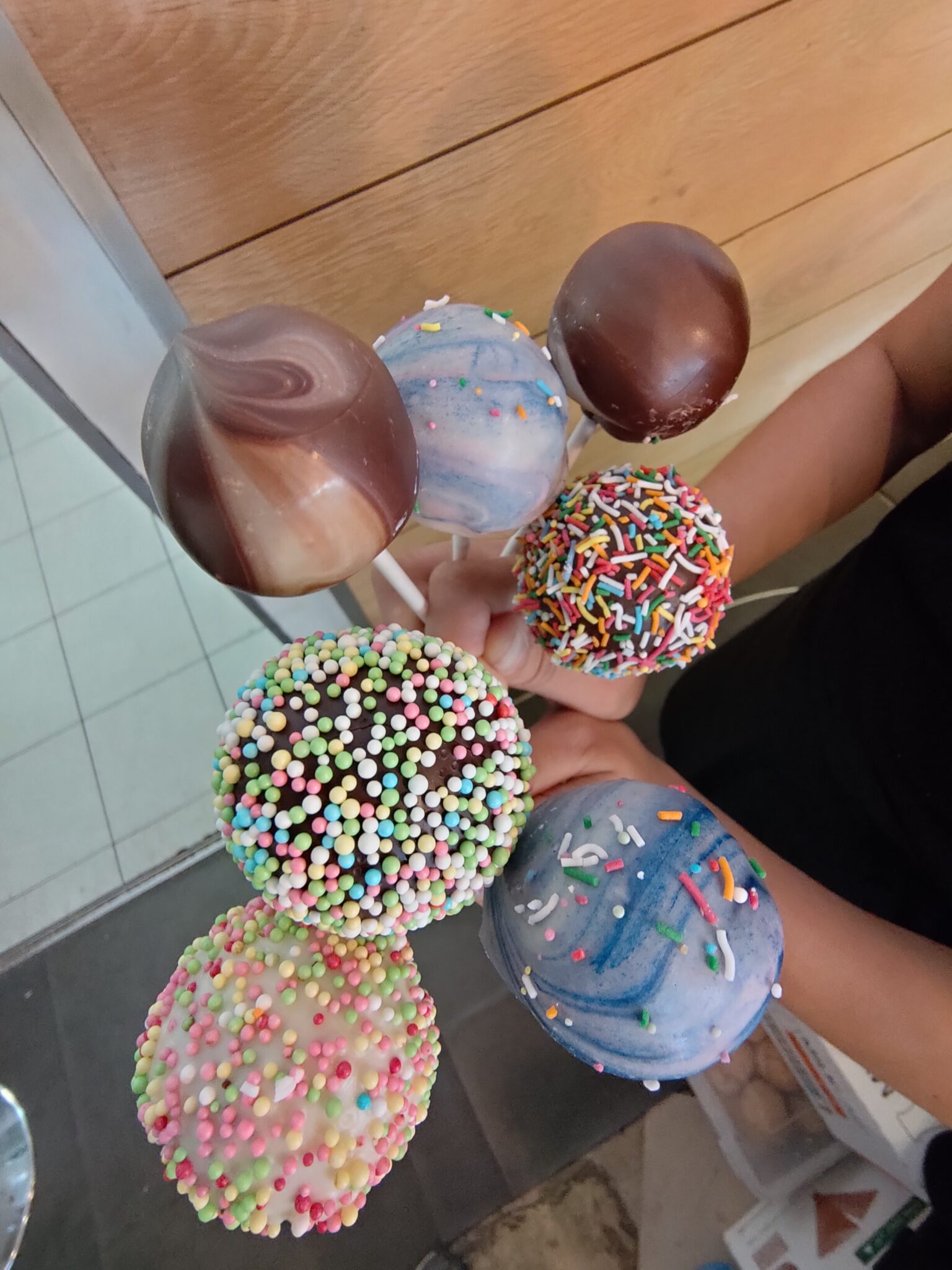 Cakes Pops - Ramsgate Cakery | Cake Delivery in Sydney